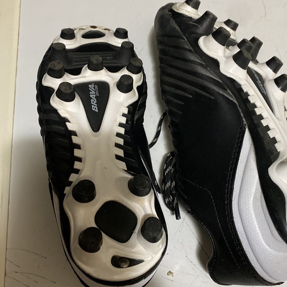 Brava Soccer | Shoes | Brava Soccer Kids Cleats Black And White Size ...